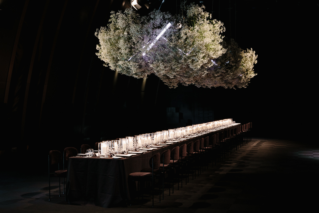 Wedding lights, pros, and effects - Bride Life Style