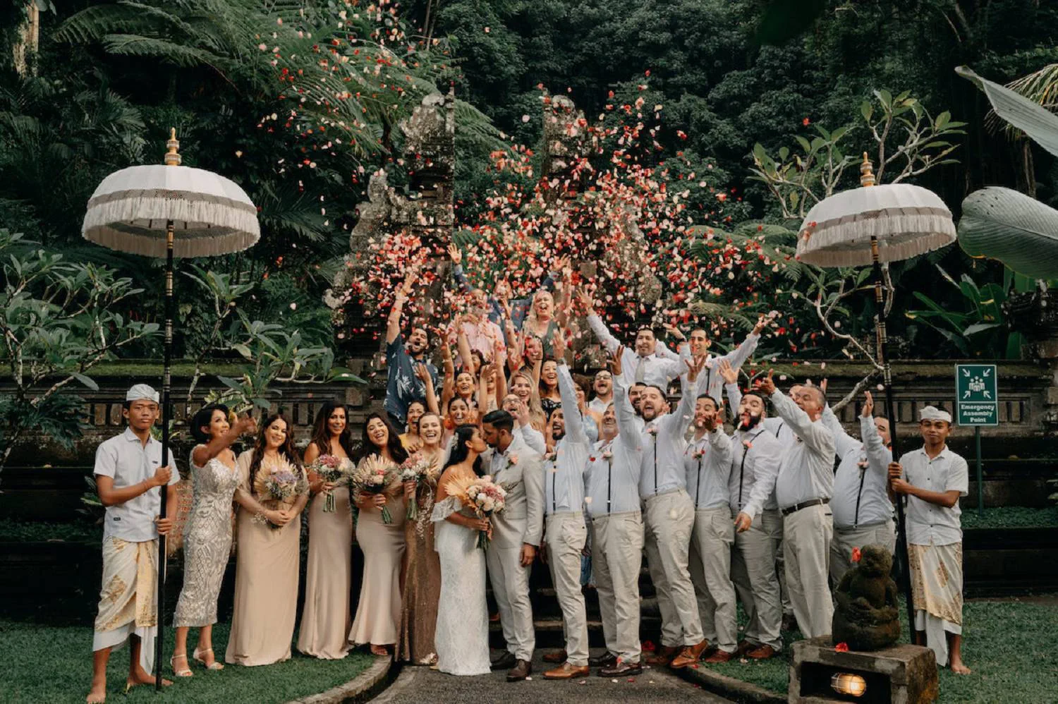 Tropical destination wedding in Bali - Bride Life Style
