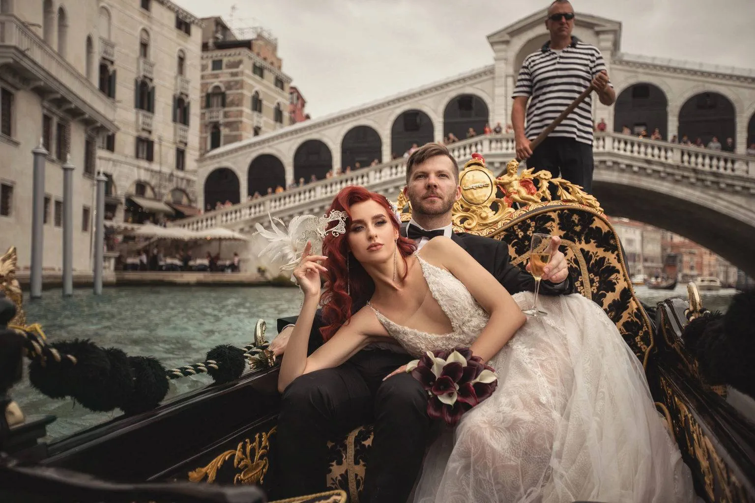 Romantic elopement wedding in Venice - Bride Life Style